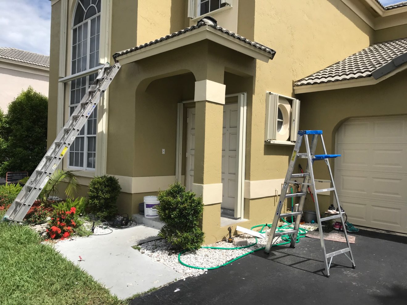 Hurricane Rated Storm Shutters – MIS Contractor